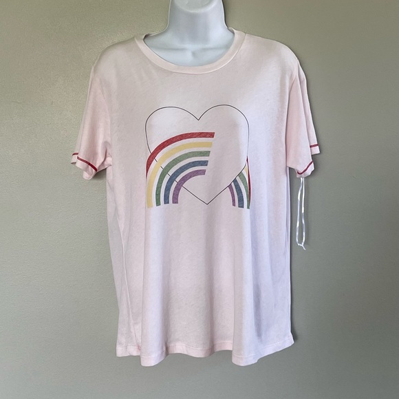 Lauren Moshi | Tops | Lauren Moshi Beverly Hills Rainbow Heart Tee In ...